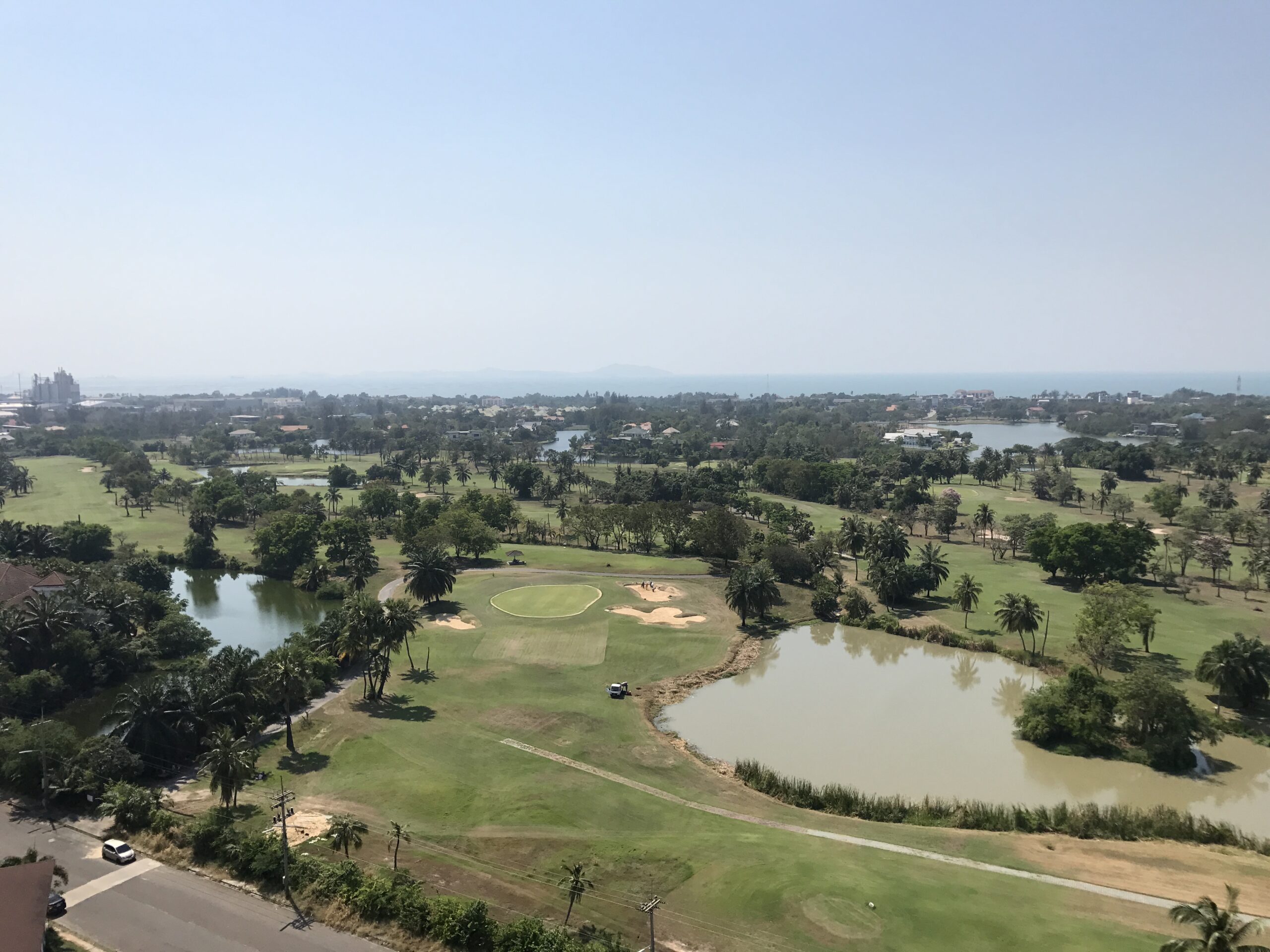 Sugar Shack Golf - Lewinski's Golf Bar & Restaurant